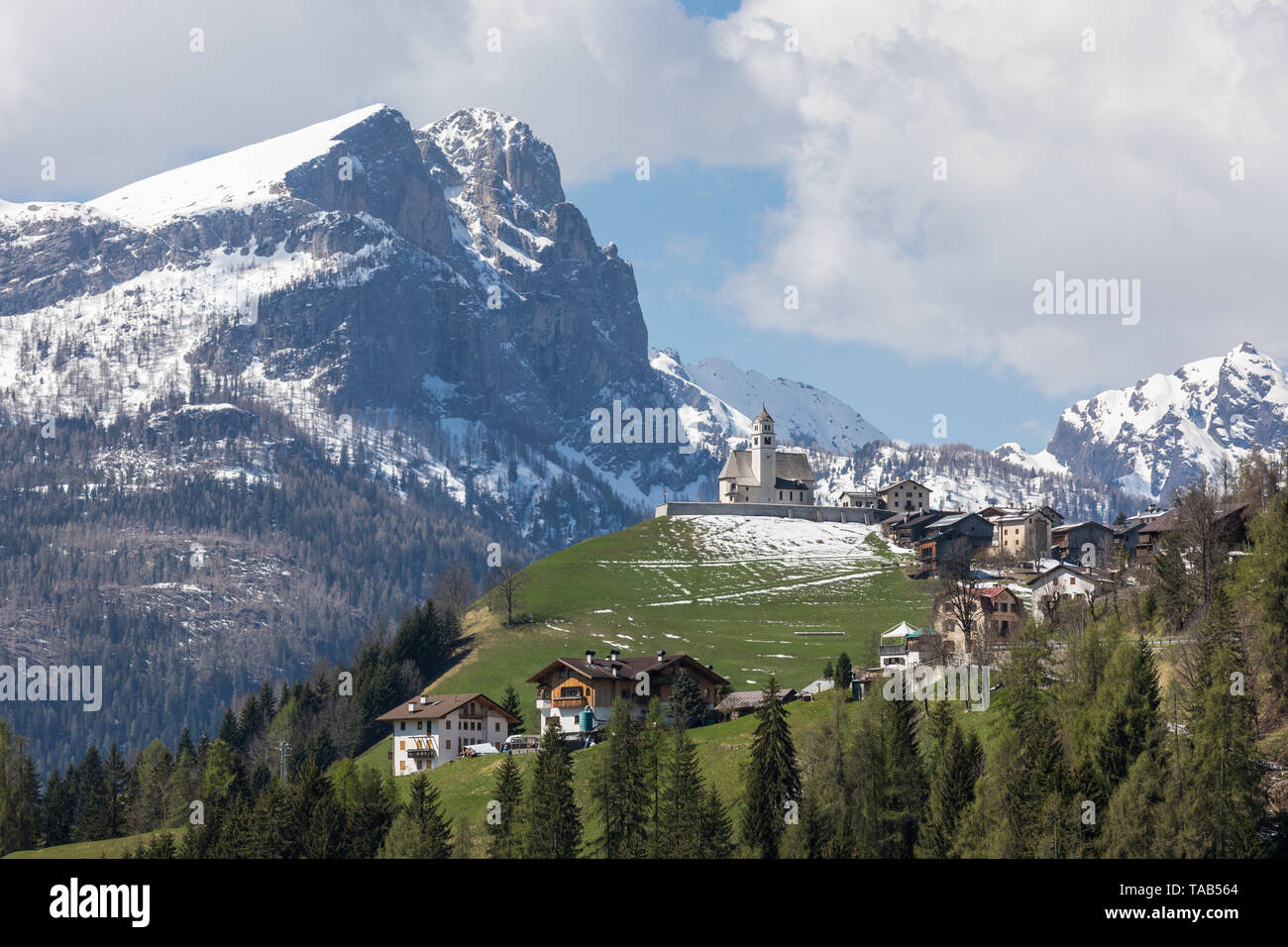 Colle santa lucia hi-res stock photography and images - Alamy