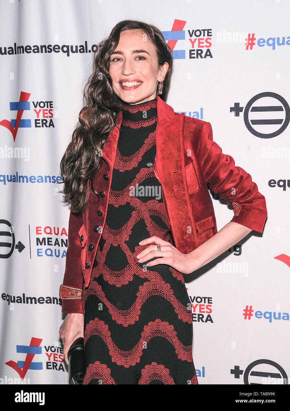 Elizabeth Jagger High Resolution Stock Photography and Images - Alamy