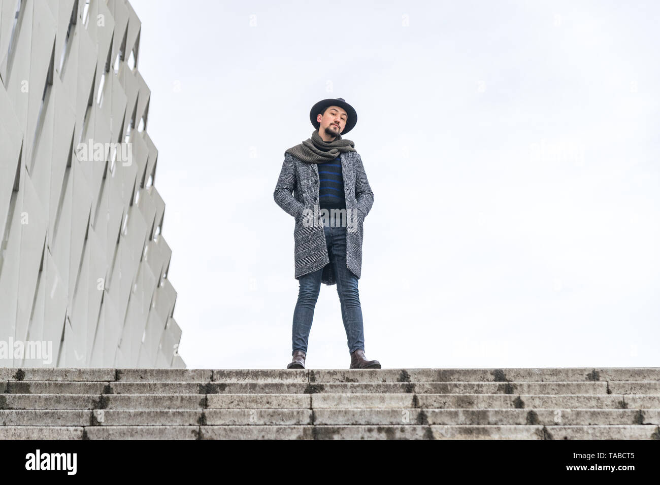 Power pose hi-res stock photography and images - Alamy