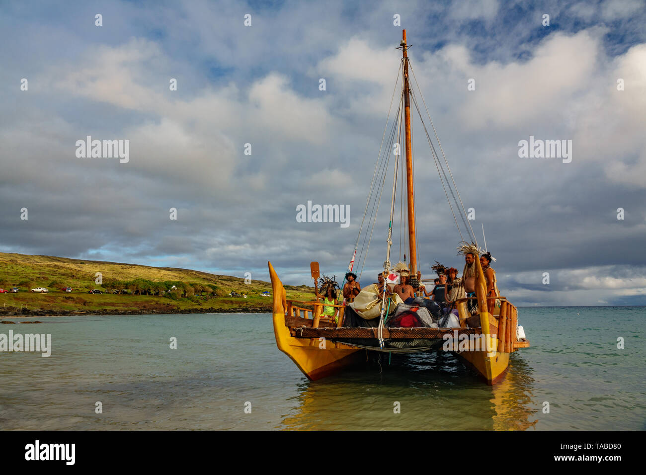Rapa Nui historic boat arrives to Anakena beach Stock Photo - Alamy