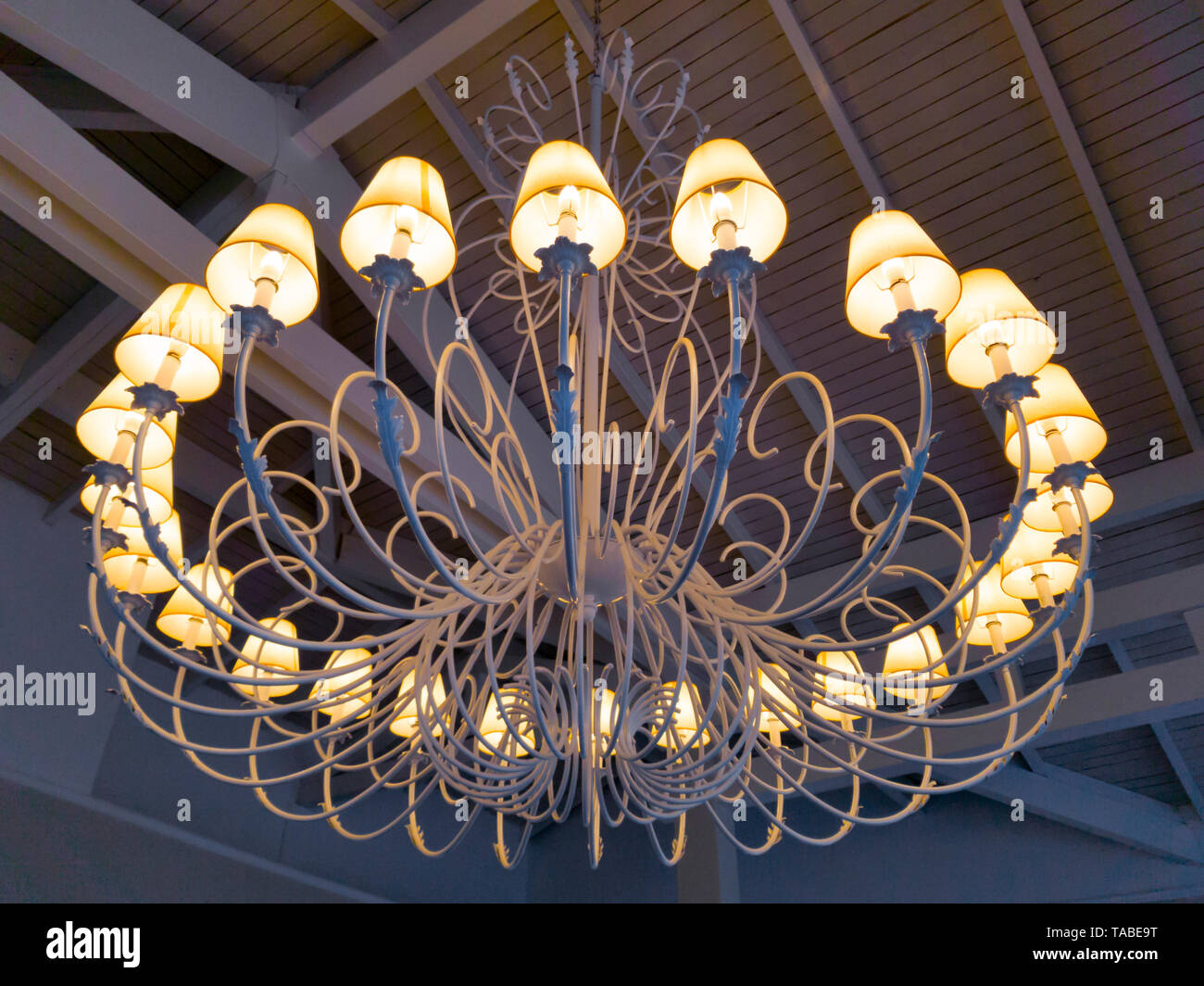 metal structure lamp with several light bulbs Stock Photo - Alamy