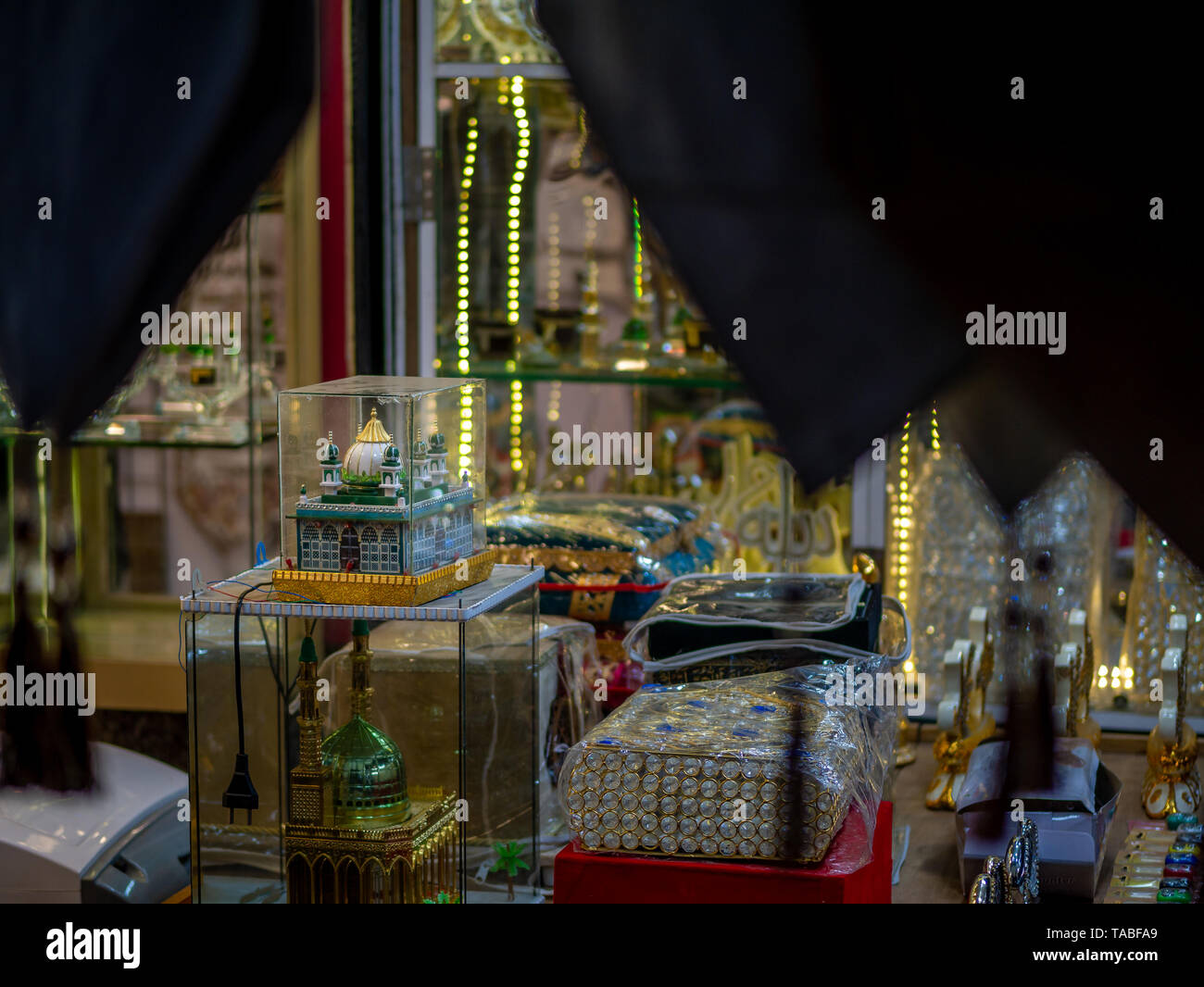 Mosque at Bhendi Bazar decorated with Lights in holy month of Ramadan ...