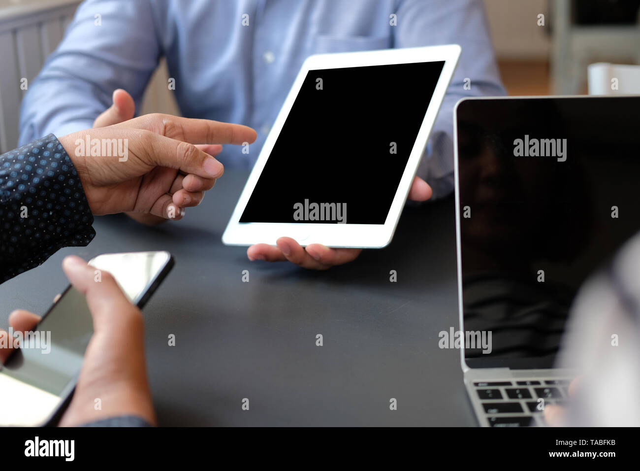 Browsing device hi-res stock photography and images - Alamy