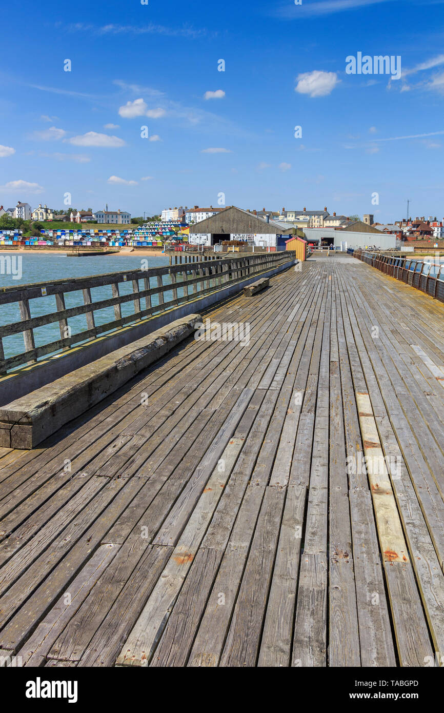 Waterside amusements hi-res stock photography and images - Alamy