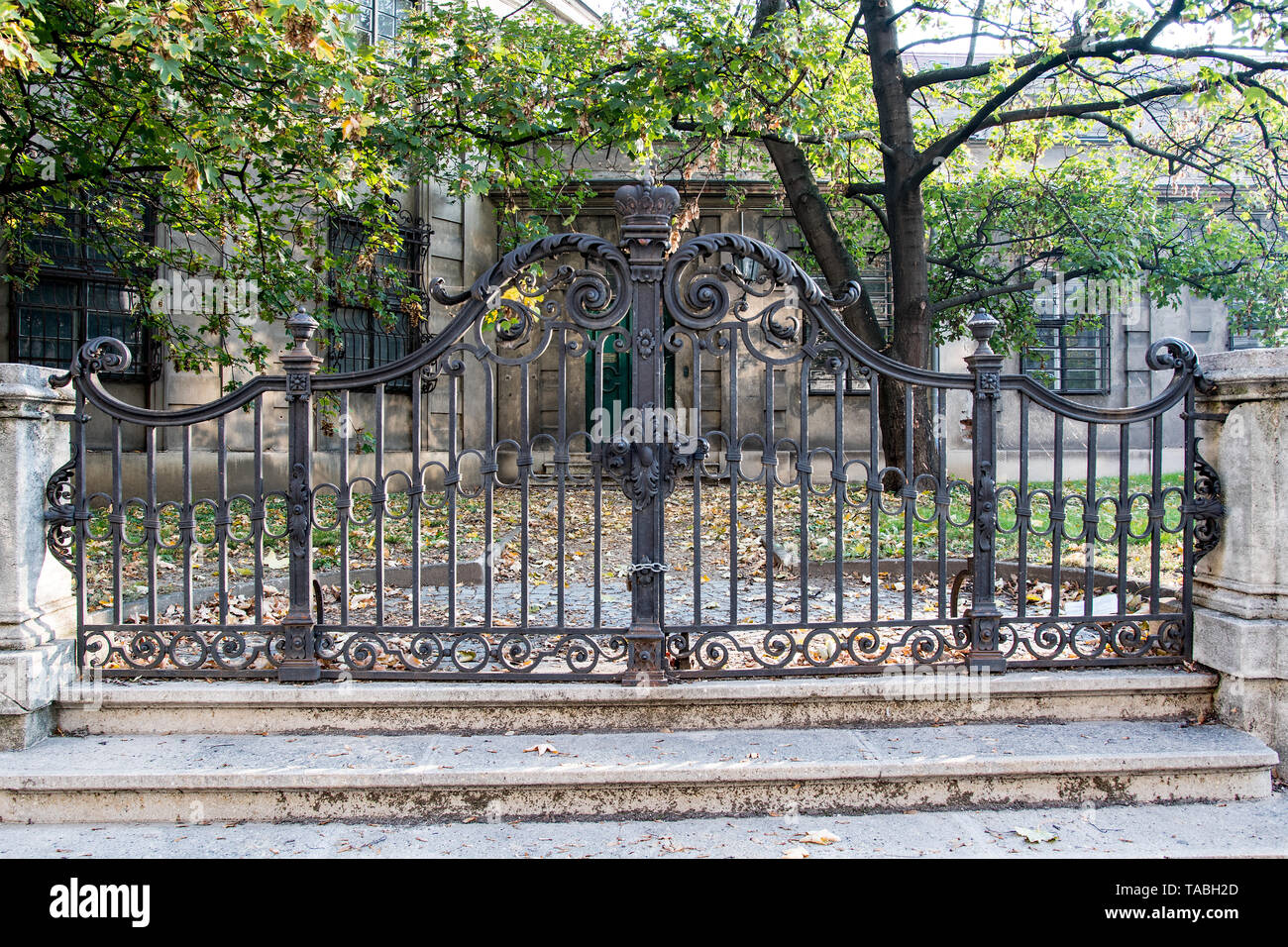 Iron scene hi-res stock photography and images - Alamy