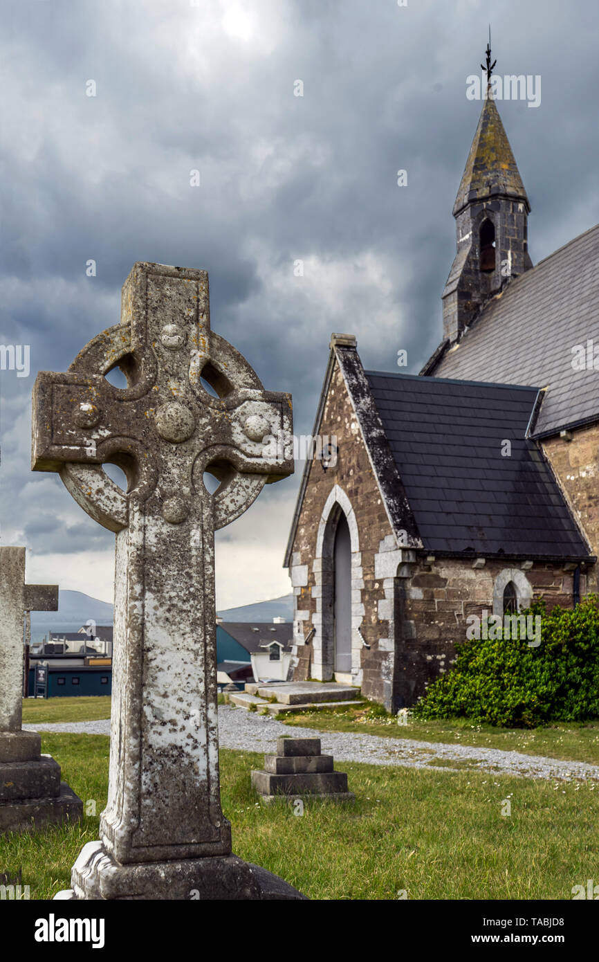 Religious burial symbols hi-res stock photography and images - Alamy