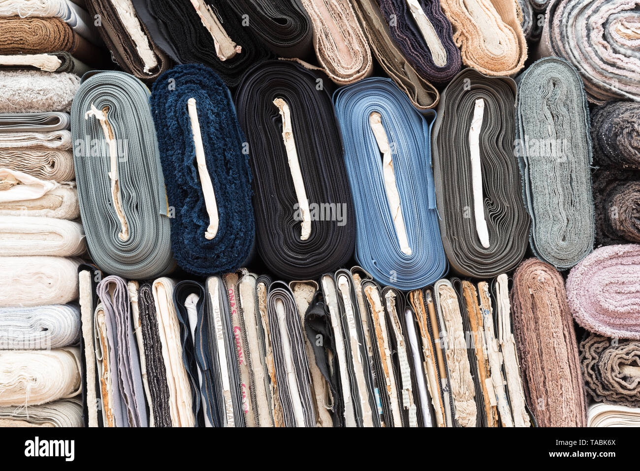 Thermal blanket hi-res stock photography and images - Alamy