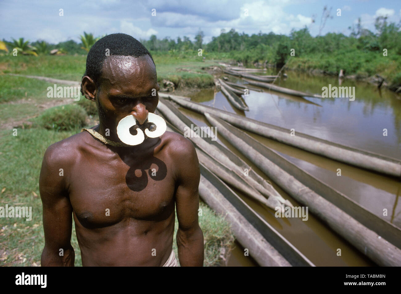 Asmat people: ethnic group living in the Papua province of Indonesia ...