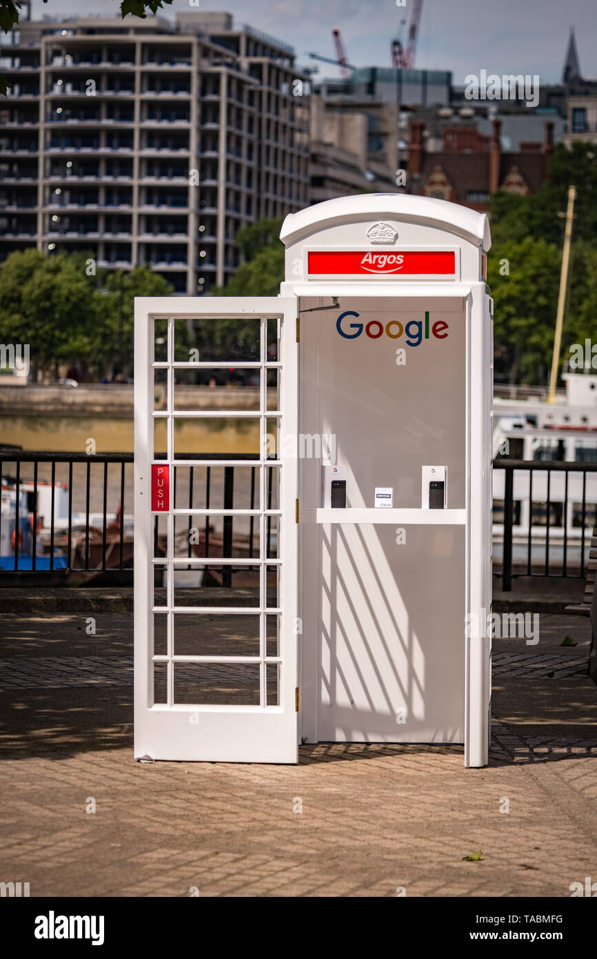 Google Argos sales point Stock Photo - Alamy