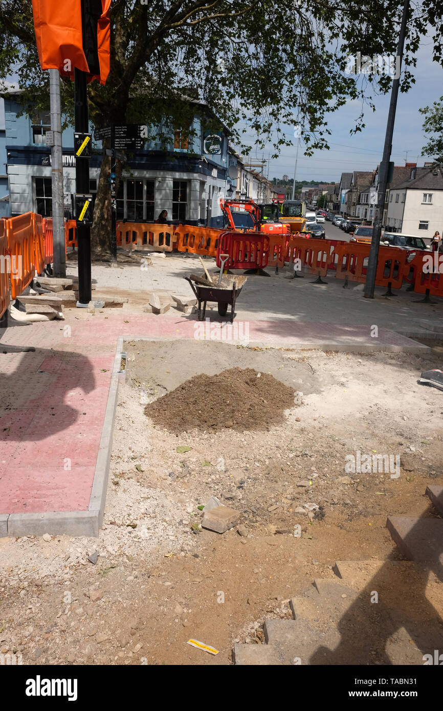 Pavement works hi-res stock photography and images - Alamy