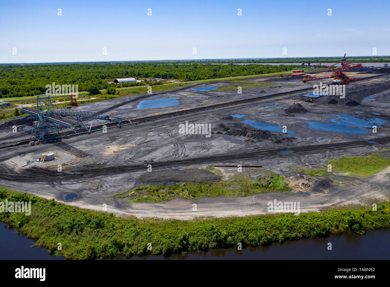 Davant, Louisiana - The United Bulk Terminals dry bulk export terminal ...