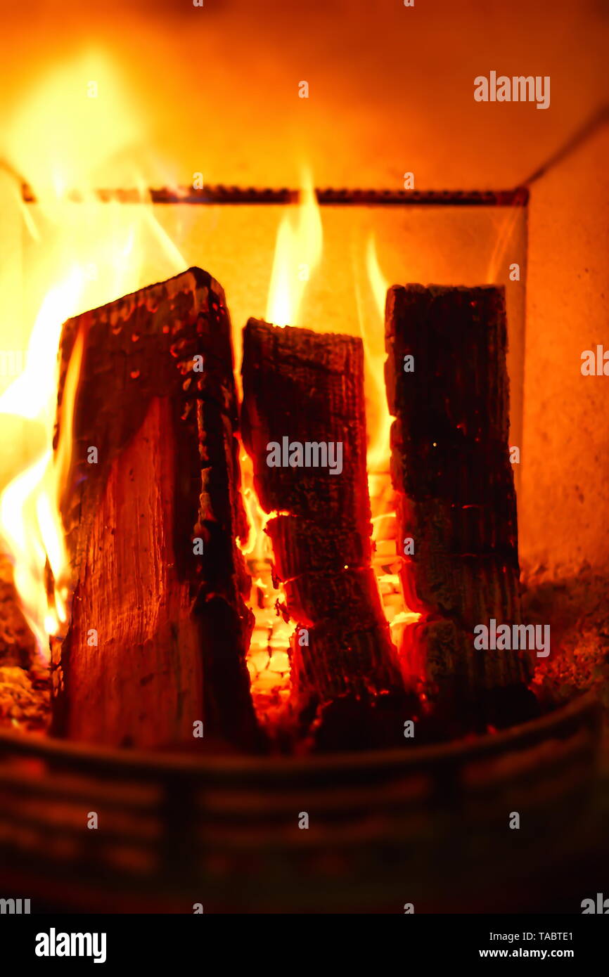 Oven burned hi-res stock photography and images - Alamy