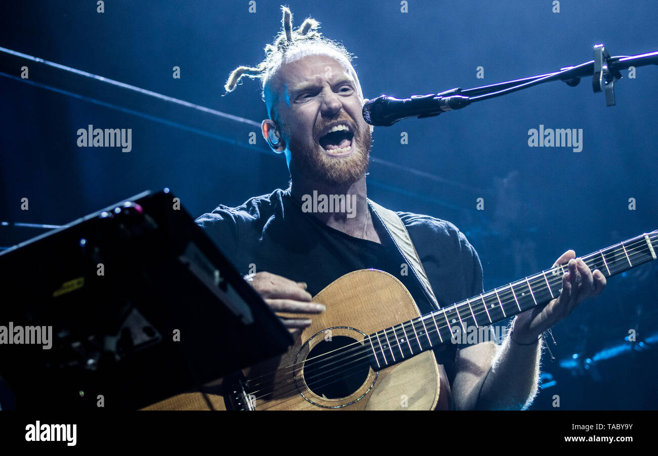 Newton Faulkner performs at the O2 Academy in Bournemouth Featuring ...