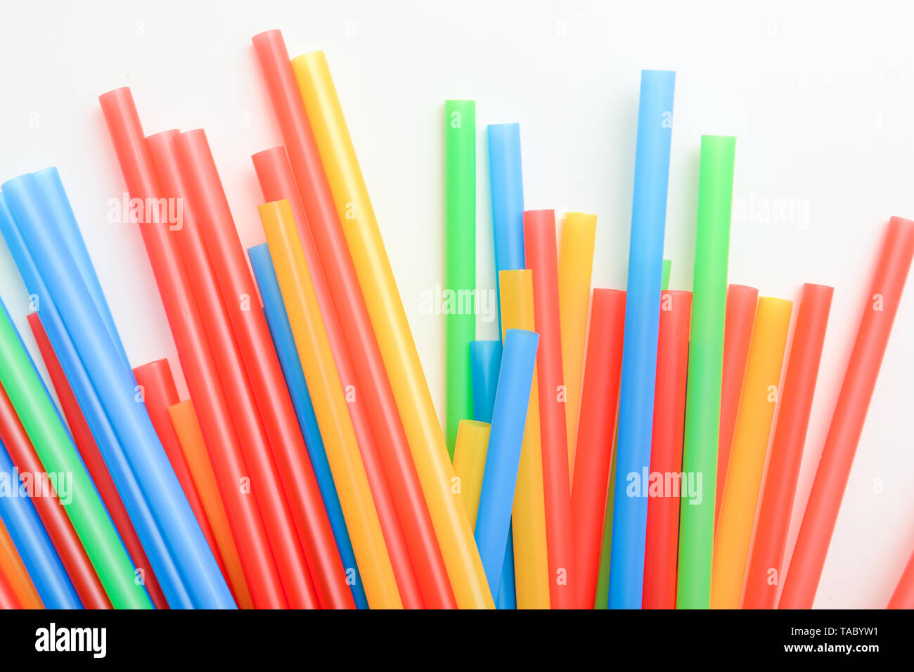 Plastic drinking straws, Single use plastic straw Stock Photo - Alamy