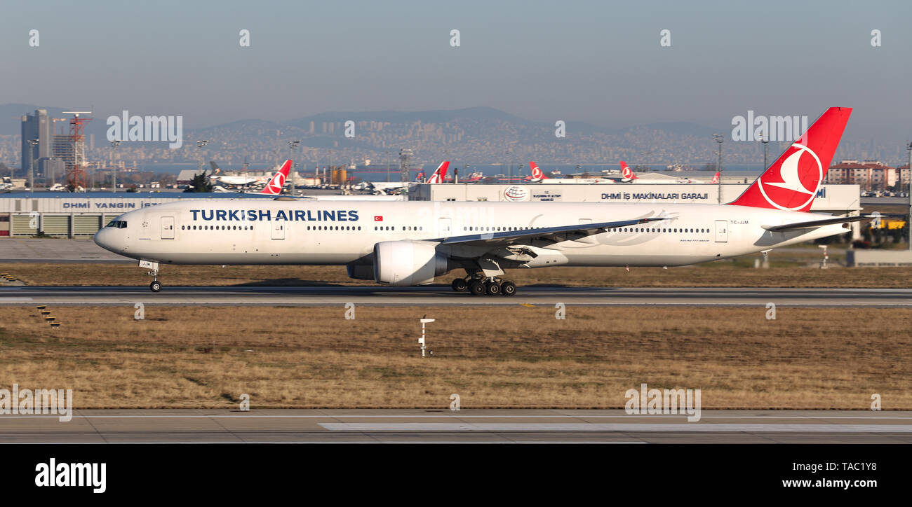 ISTANBUL, TURKEY - DECEMBER 08, 2018: Turkish Airlines Boeing 777-3F2ER ...