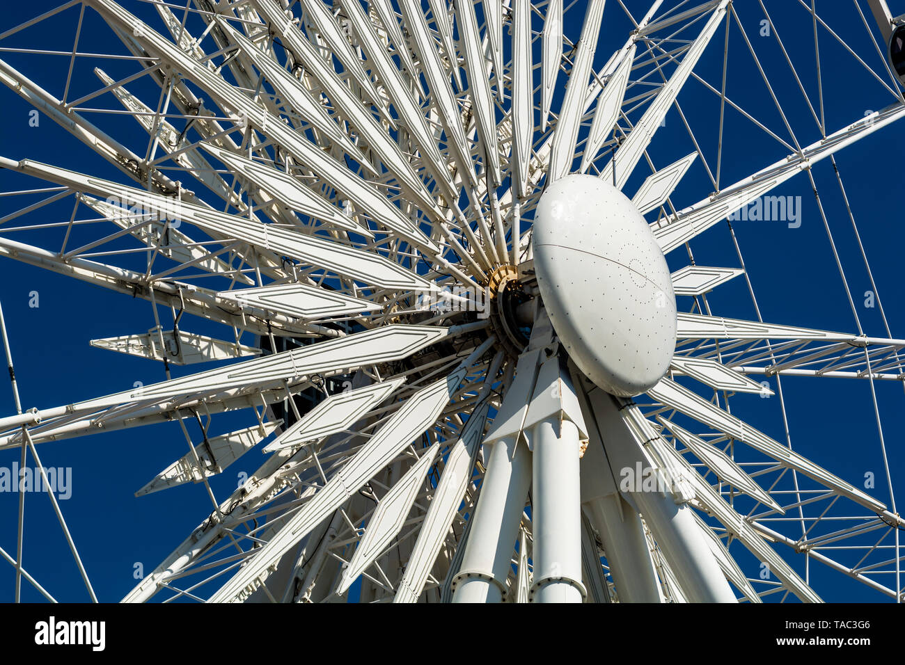 Close up ferris wheel hi-res stock photography and images - Alamy