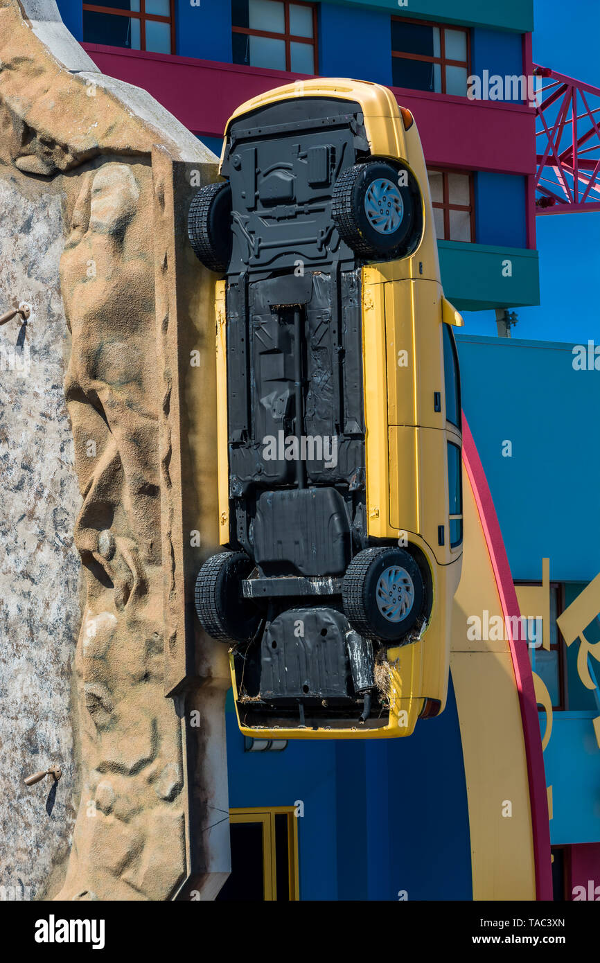 Side attached hi-res stock photography and images - Alamy