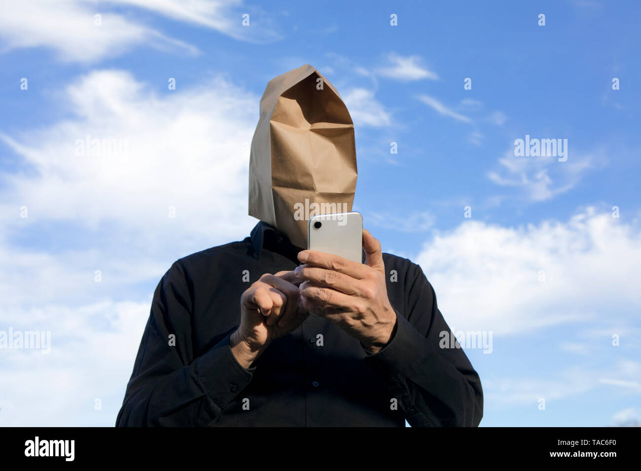 Paper bag head man hi-res stock photography and images - Alamy