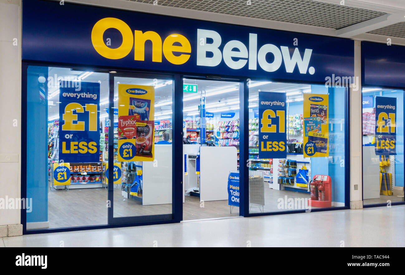 One Pound Shop High Resolution Stock Photography and Images - Alamy