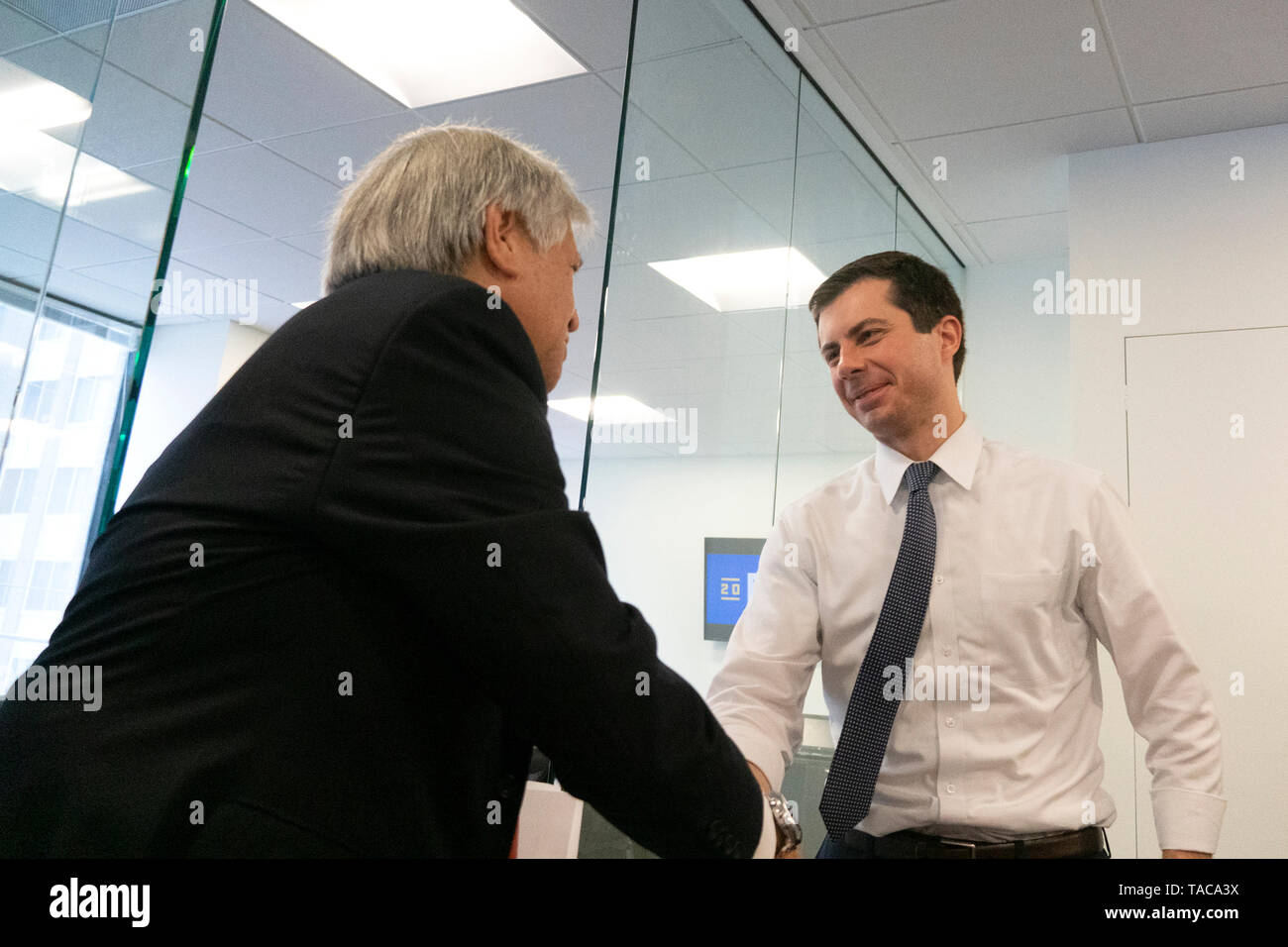 U s introduction hi-res stock photography and images - Alamy