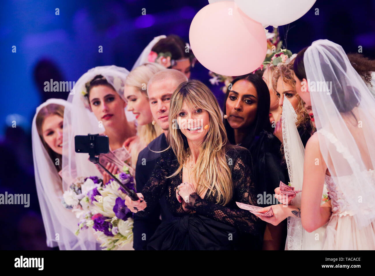 Duesseldorf, Germany. 23rd May, 2019. Heidi Klum, model and presenter ...