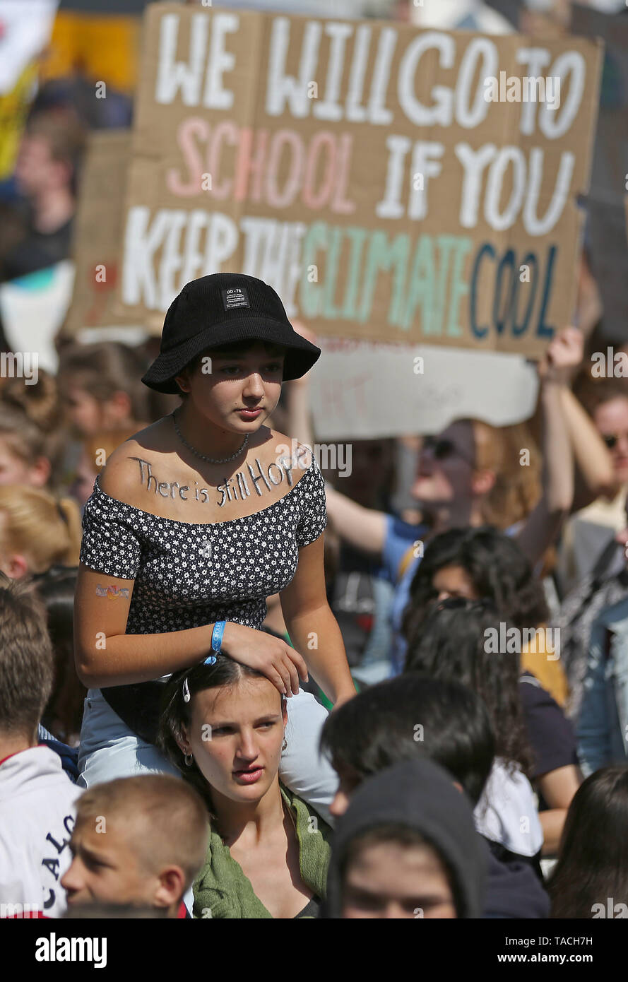 Cologne, Germany. 24th May, 2019. Students demonstrate with protest ...