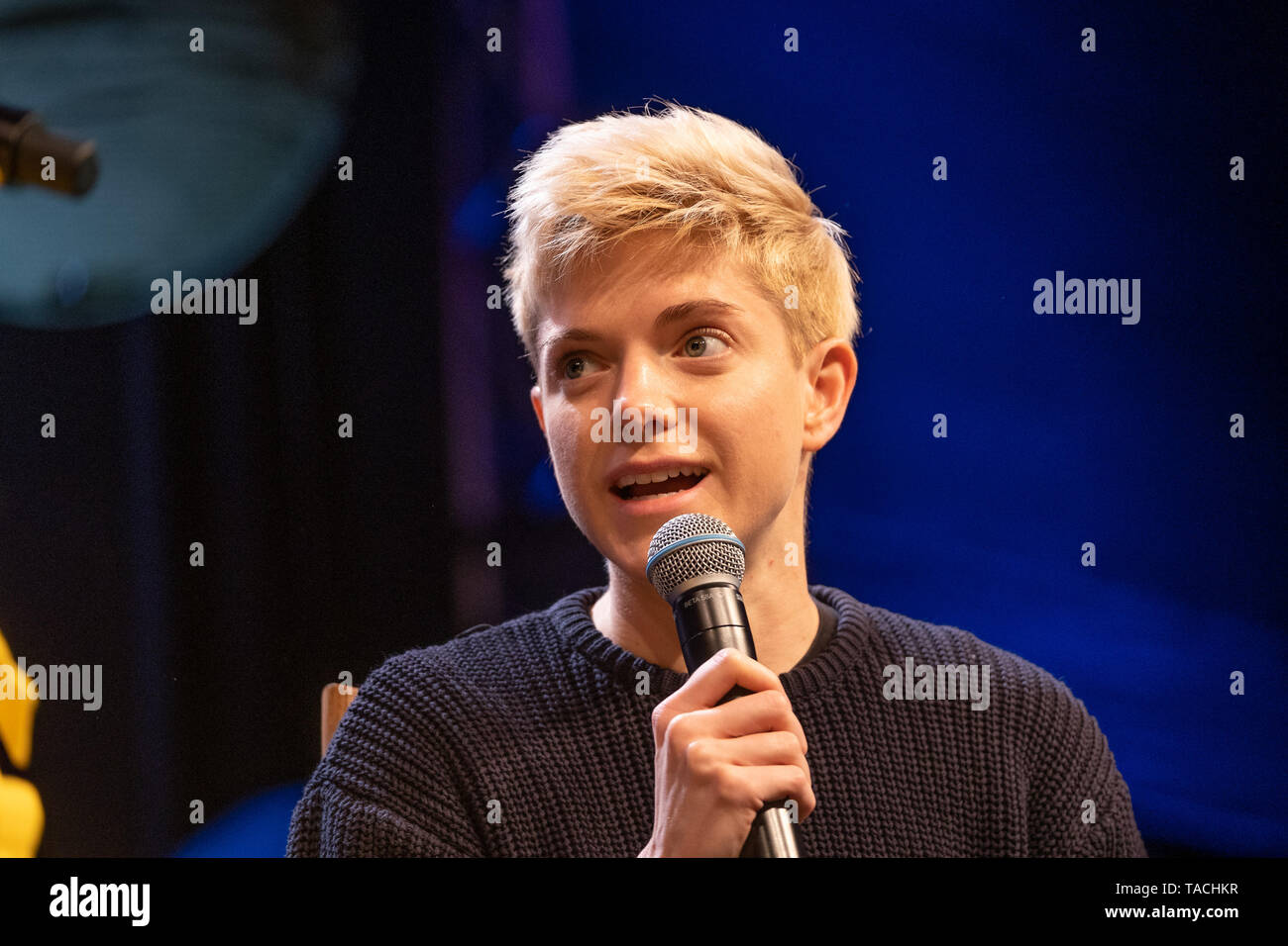 Mae martin 2019 hi-res stock photography and images - Alamy