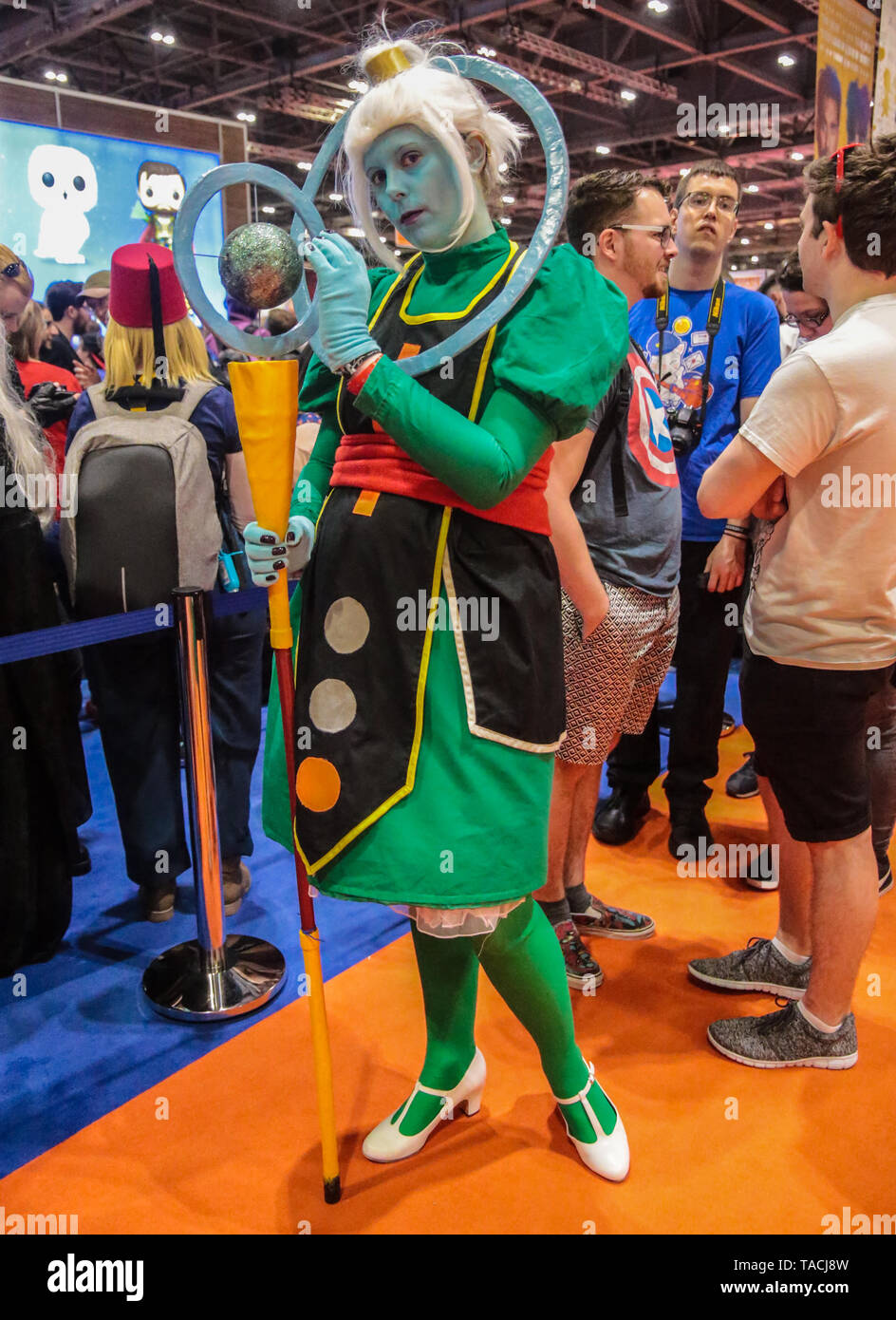 Disney villains hi-res stock photography and images - Alamy