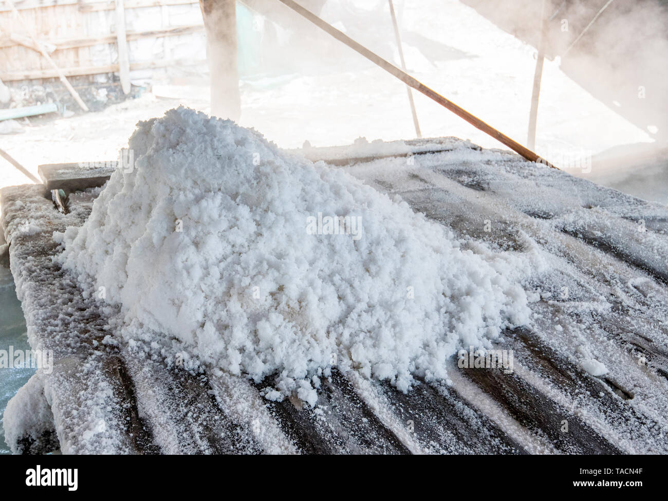 Hot rock method hi-res stock photography and images - Alamy