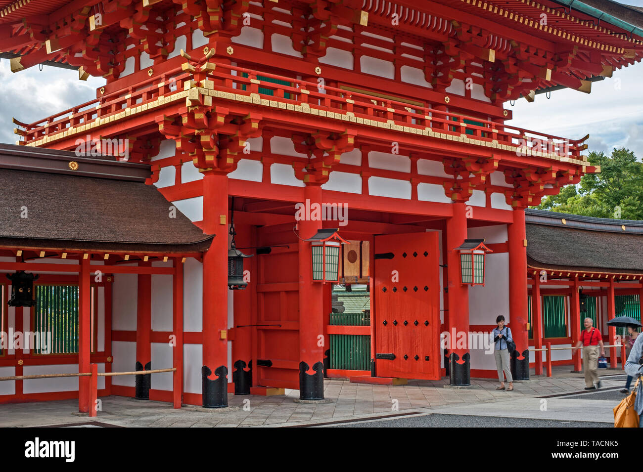 Strikingly ornate Fushimi Inara Shinto Shrine in Southern Kyoto, Japan ...