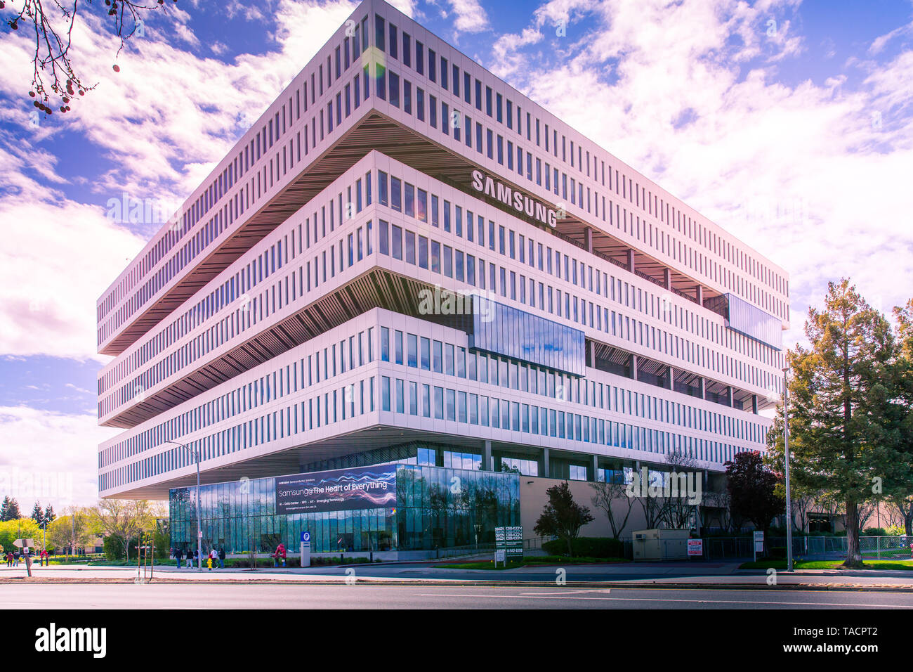 Samsung headquarters south korea hi-res stock photography and images ...