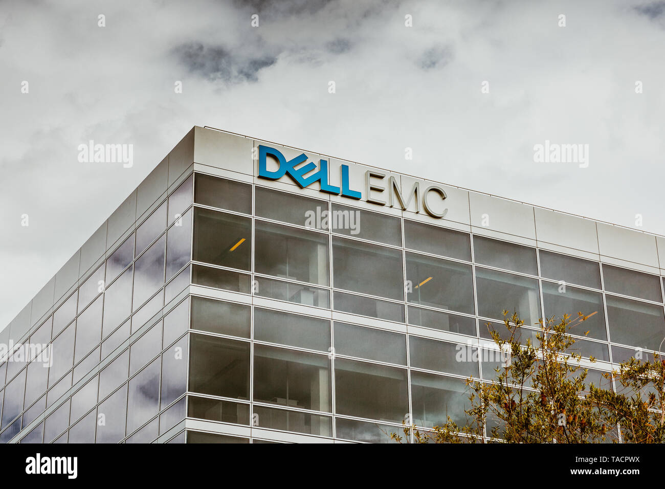 Dell headquarters hi-res stock photography and images - Alamy