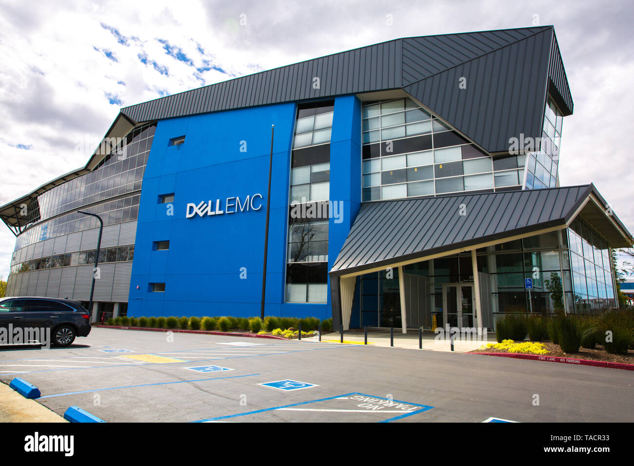 Dell headquarters hi-res stock photography and images - Alamy