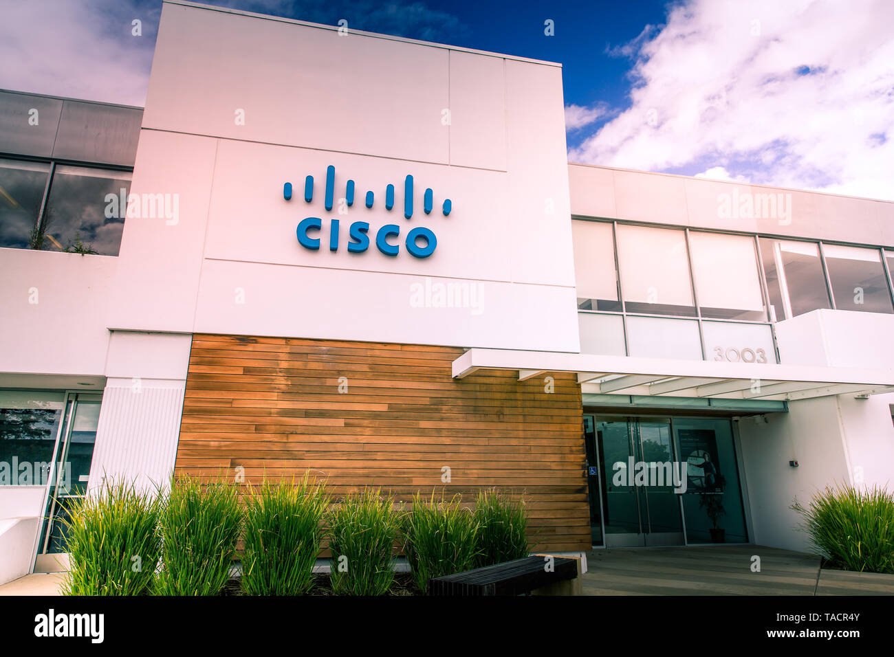 Dns logo hi-res stock photography and images - Alamy