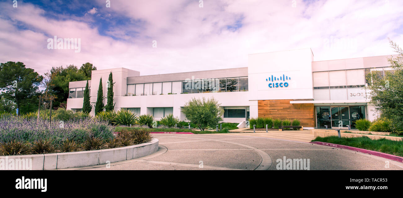 Cisco office hi-res stock photography and images - Alamy