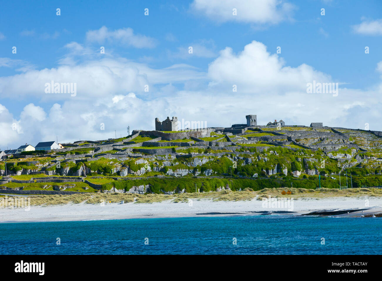 Inisheer Island - Inis Oirr. Aran Islands, Galway County, West Ireland ...