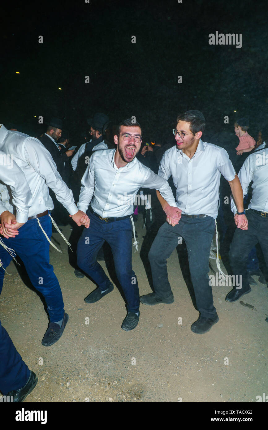 Jewish festival of light hi-res stock photography and images - Alamy