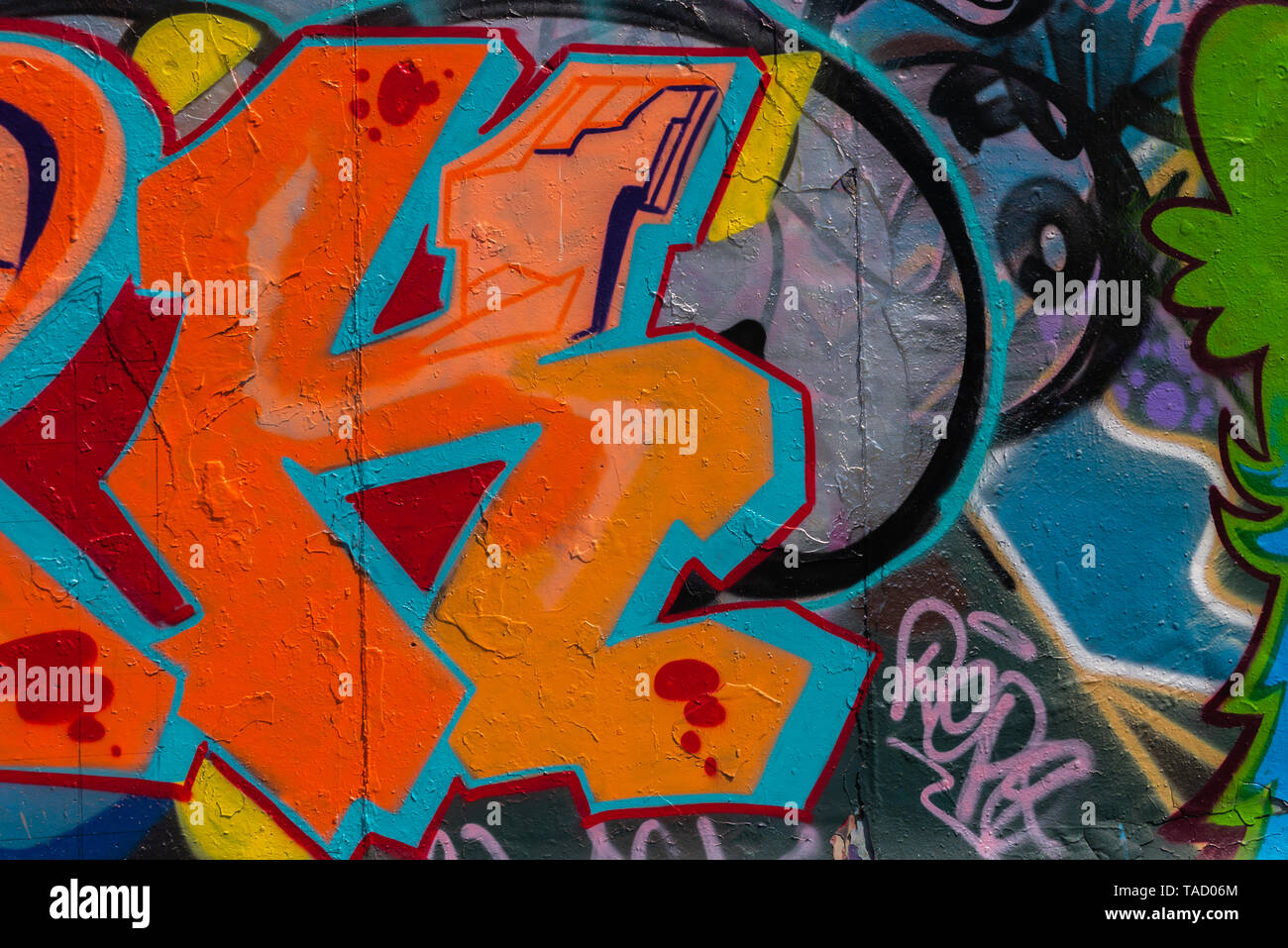 Legal graffiti wall london hi-res stock photography and images - Alamy