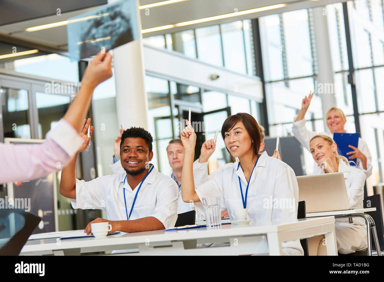 Doctor student x ray hi-res stock photography and images - Alamy