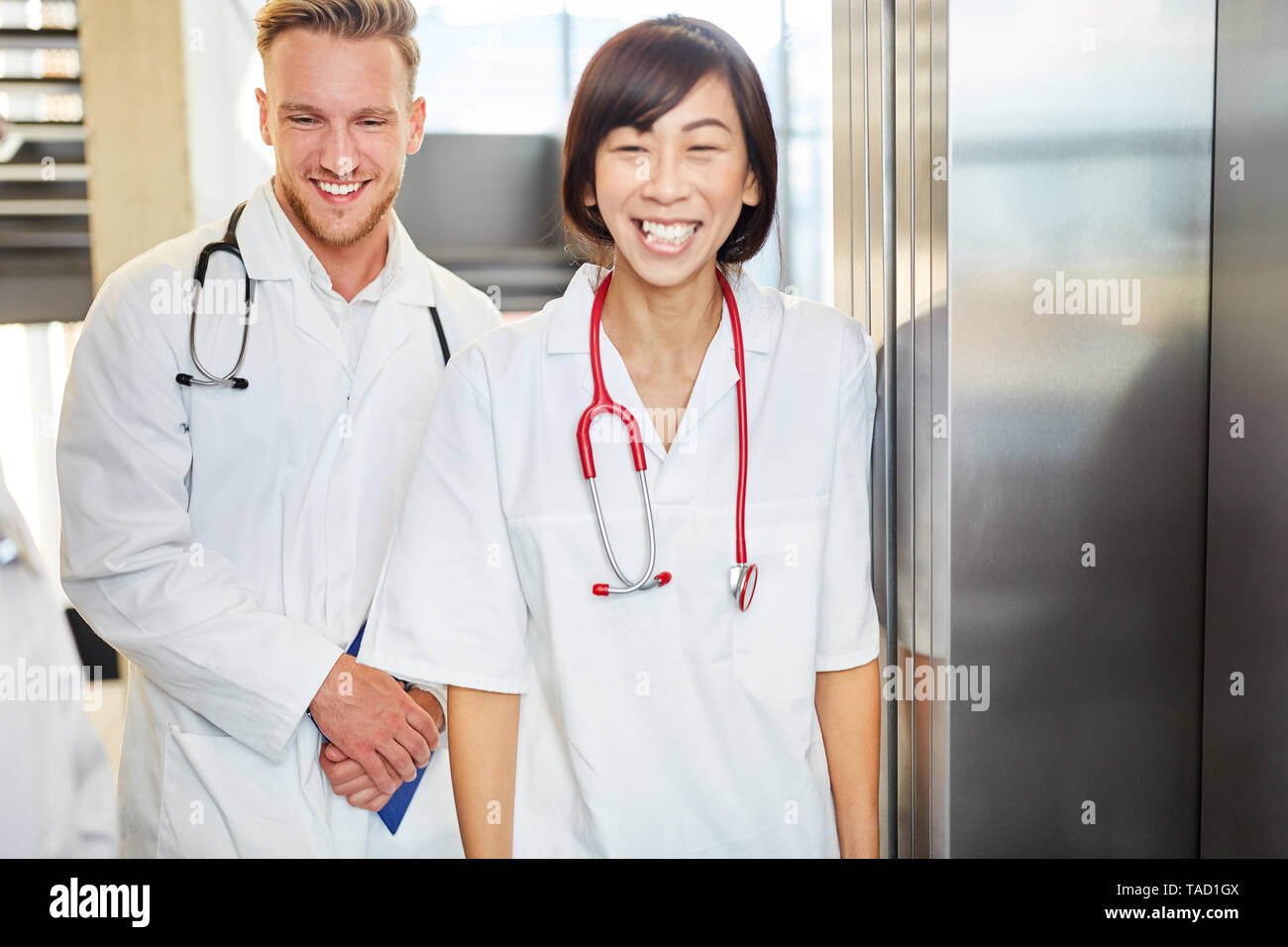 Doctor two nurses in hospital hi-res stock photography and images - Alamy