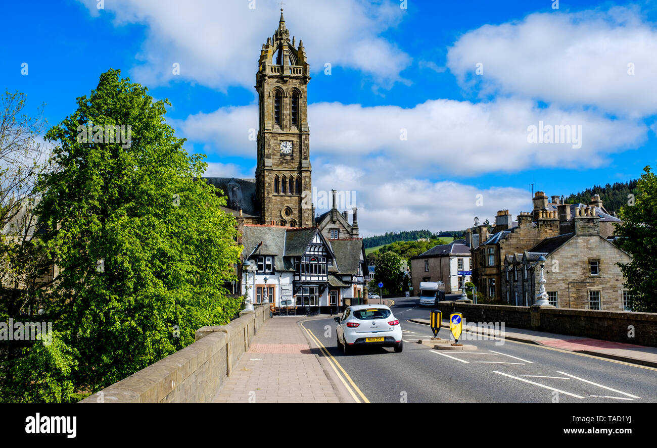 Bridge over the River Tweed in the borders town of Peebles, Scotland ...