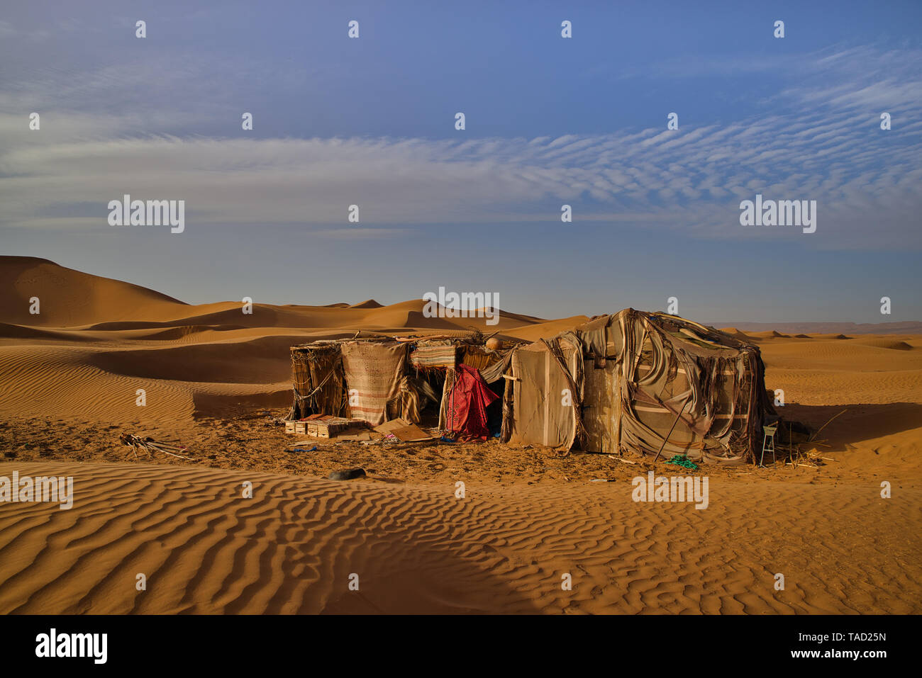 Jaima desert hi-res stock photography and images - Alamy