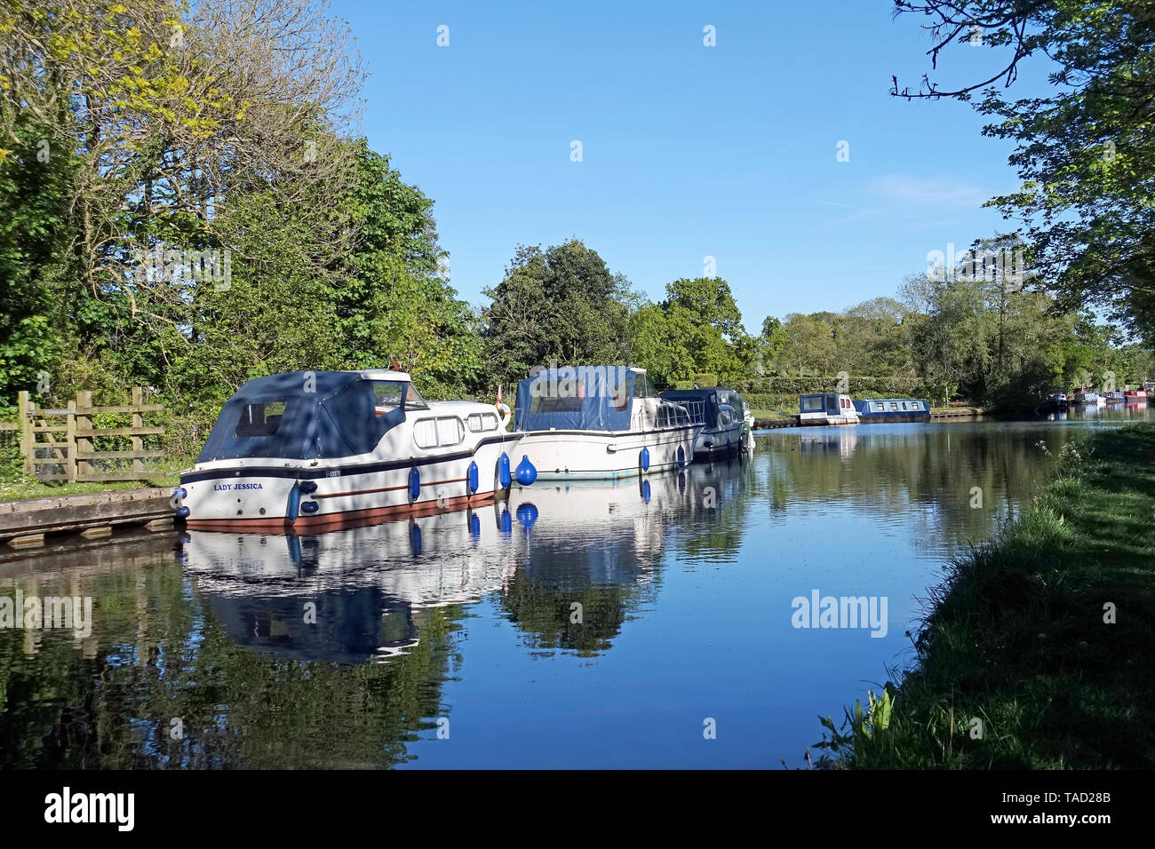 Lancaster Canal near Forton, Lancashire Stock Photo - Alamy