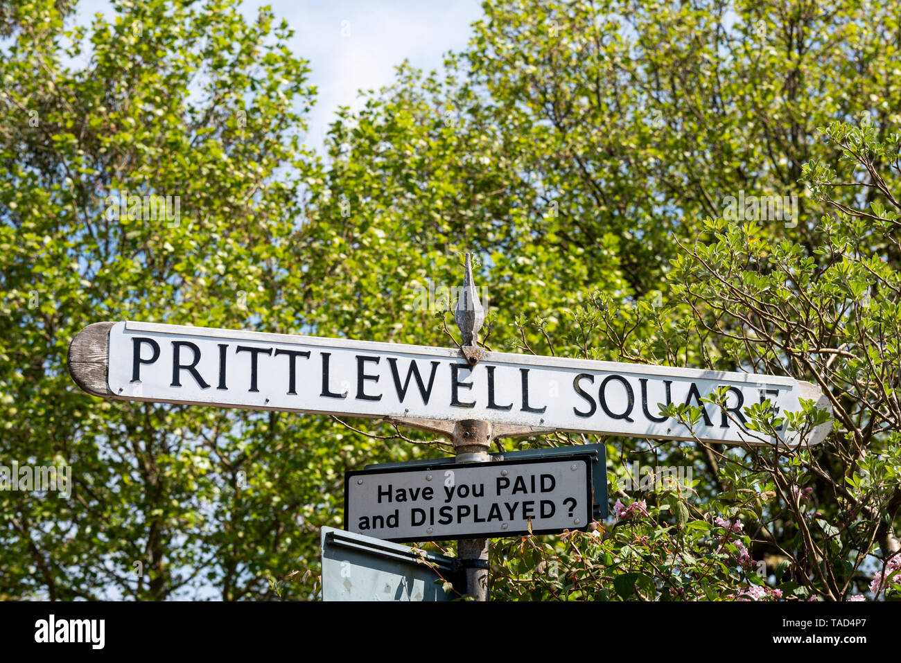 Prittlewell Square street sign signpost, road sign sign post in ...