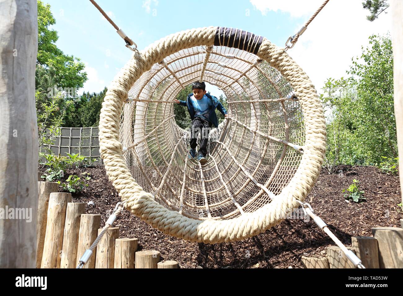 Children's playground at kew gardens hi-res stock photography and ...
