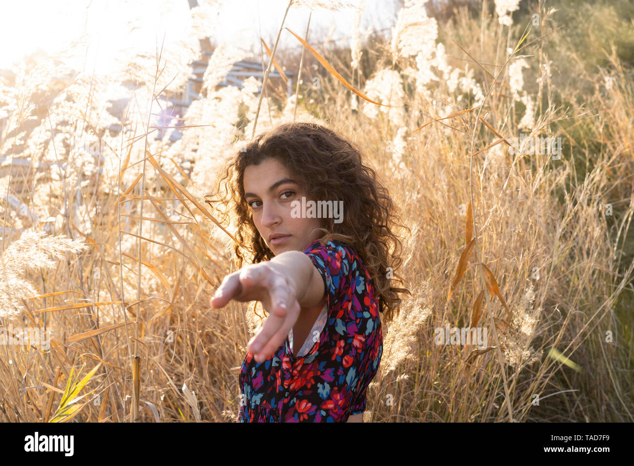 Hand reaching out dark hi-res stock photography and images - Alamy