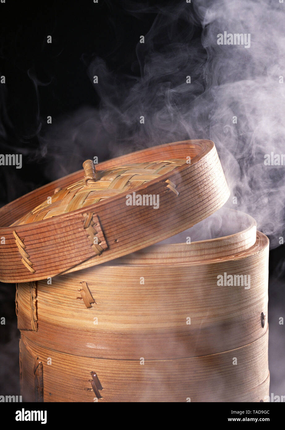 Dim sum containers hi-res stock photography and images - Alamy