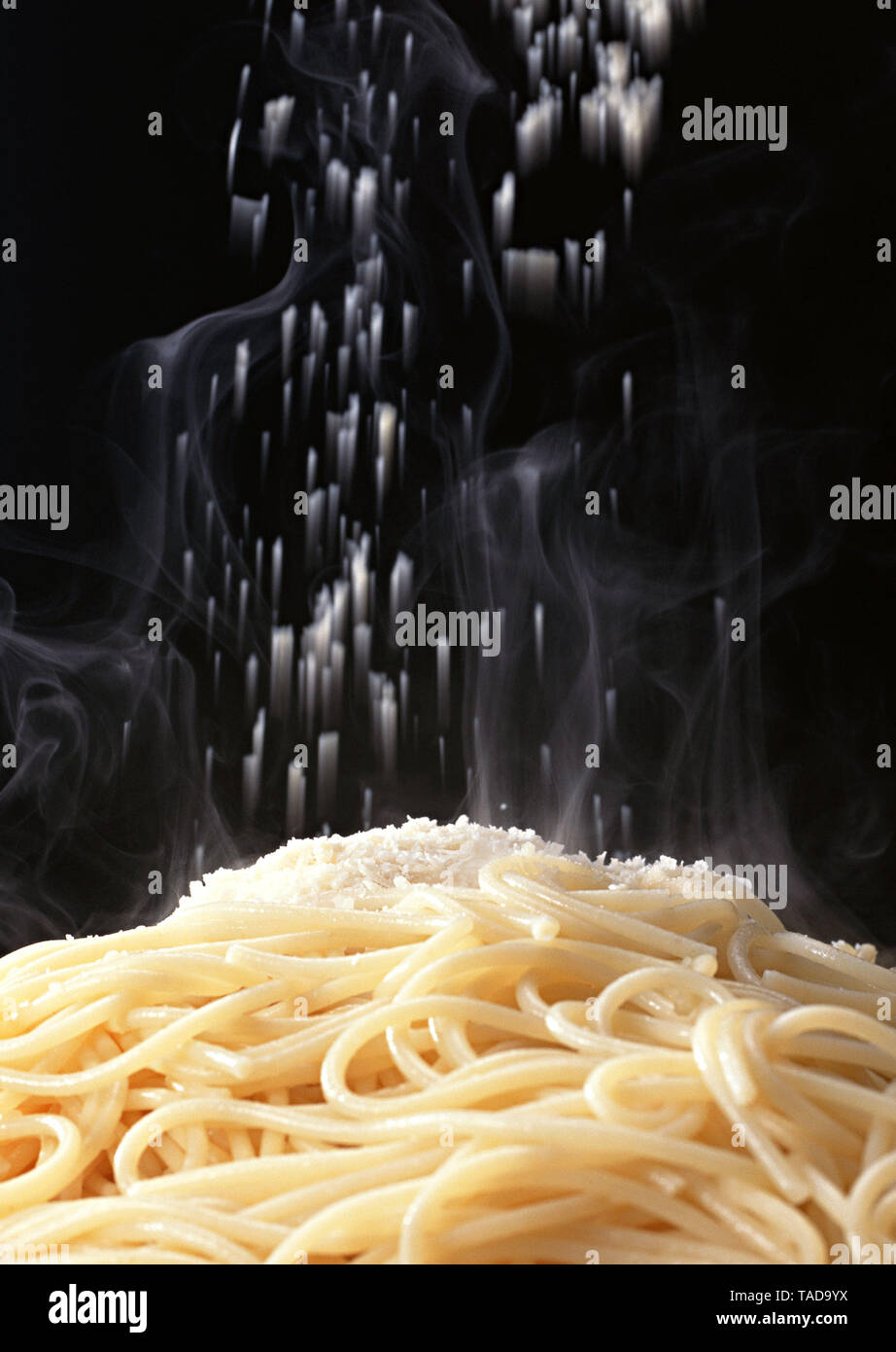 the process of cooking noodles Stock Photo - Alamy