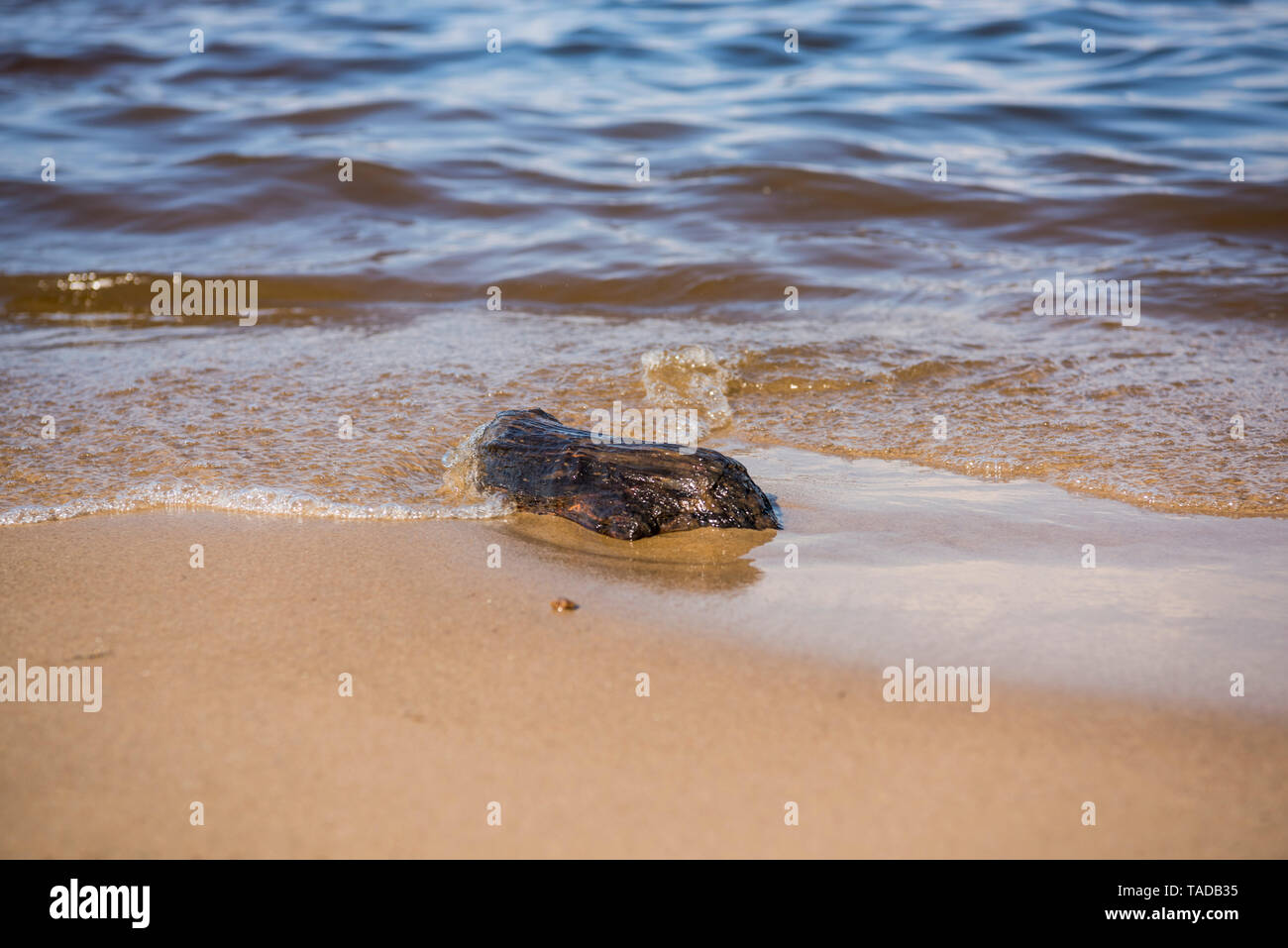 Drifting waves hi-res stock photography and images - Alamy