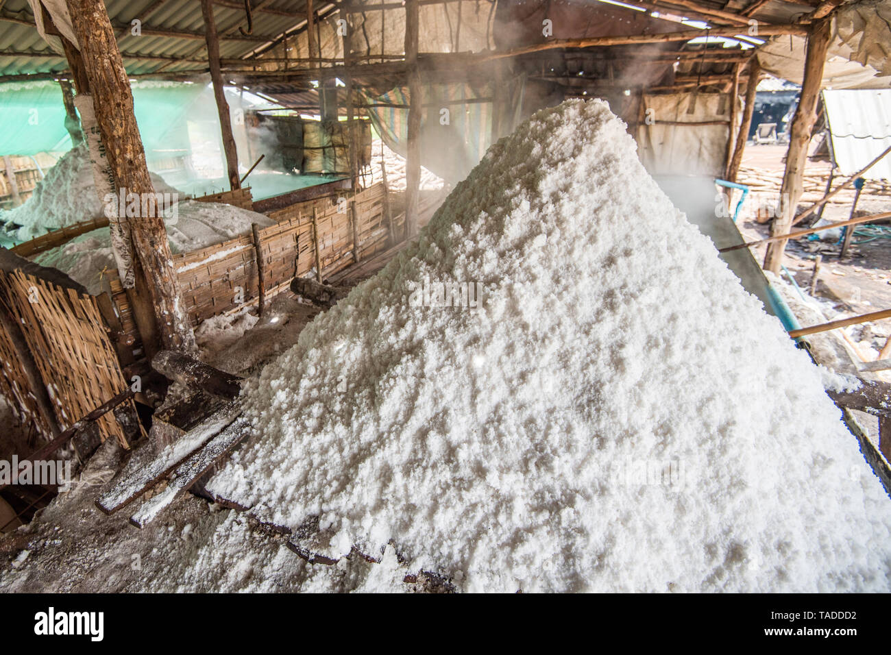 Making salt nature traditional in the farm salt field Stock Photo - Alamy